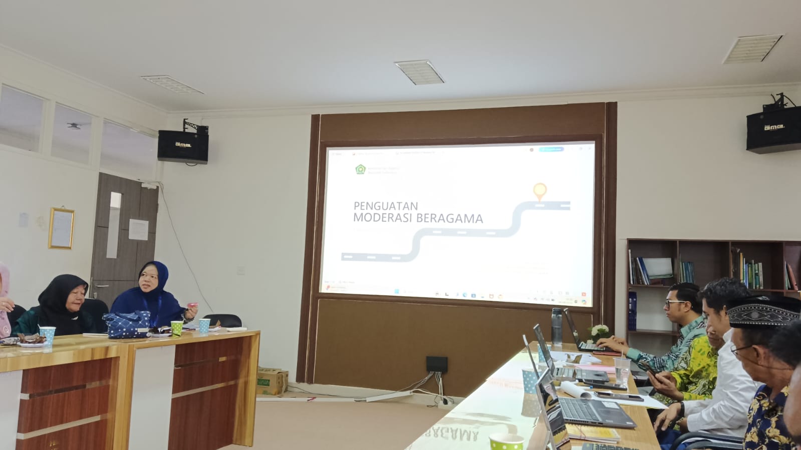 FEBI UIN Antasari Gelar Forum Diskusi Dosen: Penguatan Moderasi Beragama di Lingkungan Akademik ...